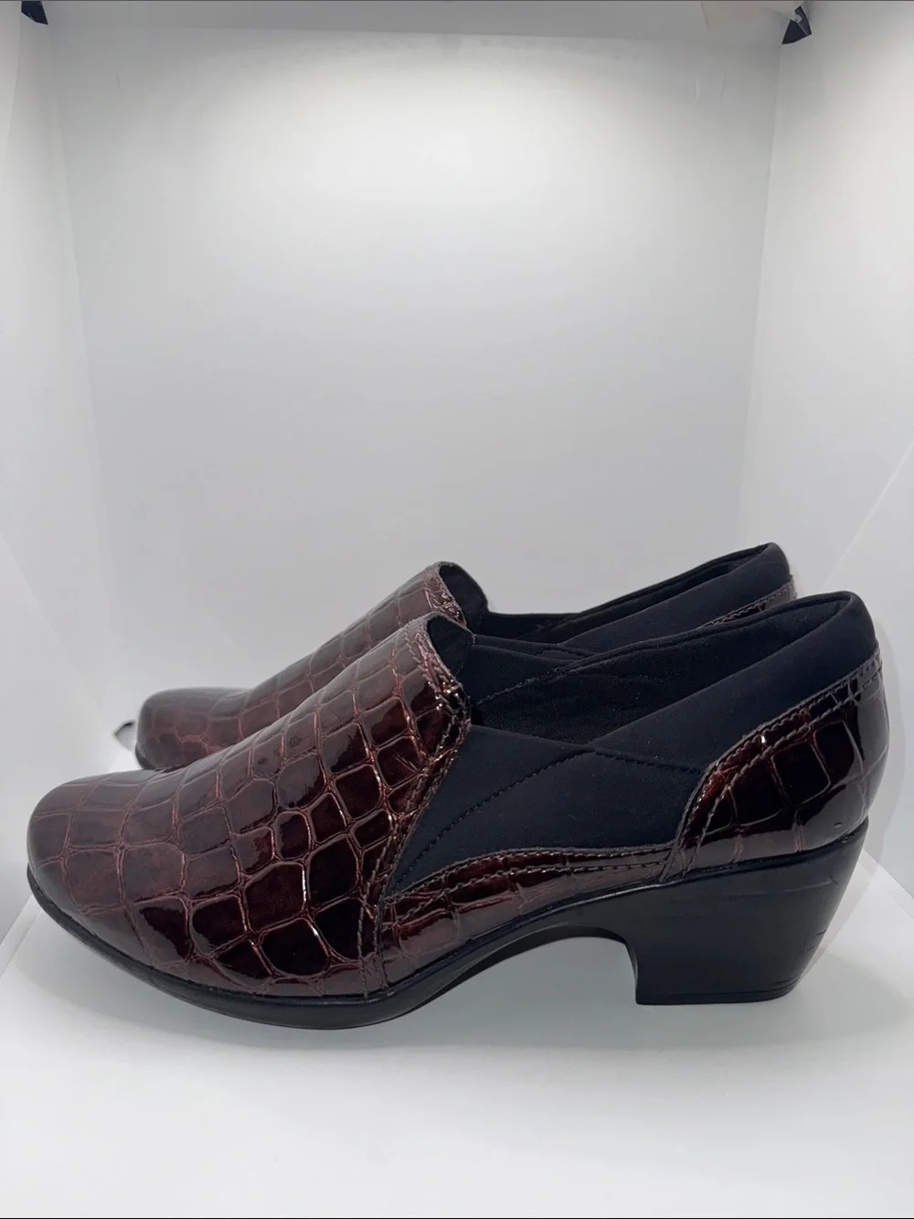 Clarks | Shoes | Clarks Emily Amelia Loafers Womens Us 85 W Brown Croc ...